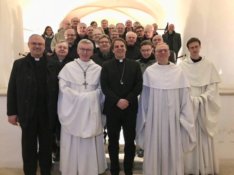 Bischof Stefan Oster mit großer Delegation aus Passau zu Besuch (05.02. ...